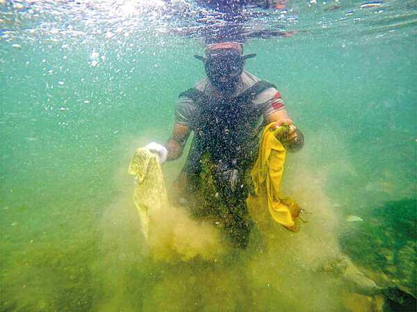 Scuba divers of Vizag take a vow to clean up the ocean this Diwali ...