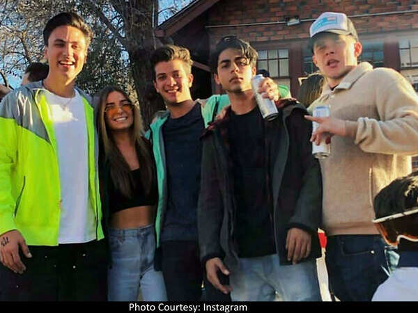 Photos: Aryan Khan parties it up with friends in the US | Hindi Movie ...