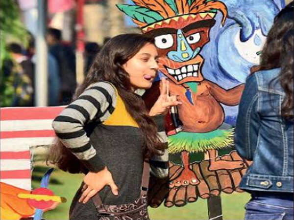 Chandigarh: PEC fest culminates with 'rap battle' and art events ...