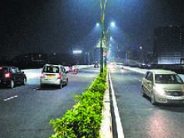 Maharashtra: Mumbai flyover open for traffic, city Metro line made to ...