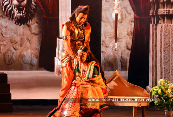 Lavish sets and flamboyant costumes: Ramayan comes alive on stage in ...