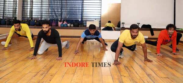 LIZARD: Imitating animal movements in the gym is the new fitness trend ...