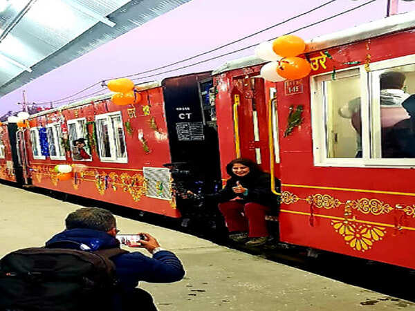 First-glass view: Shimla looks even better from Vistadome | Shimla News ...