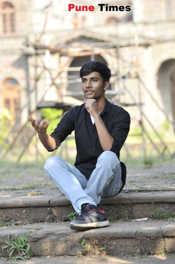 Masters of mimicry: Birds, machine guns or cartoons, these youngsters ...