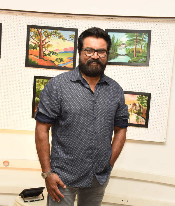 Art canvases of Pratheesh Parameswaran | Events Movie News - Times of India