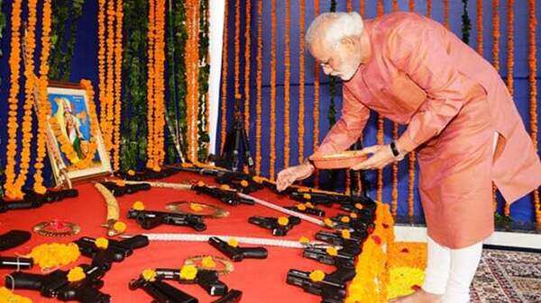 FAKE ALERT: Old photos of PM Modi doing ‘Shastra Puja’ viral saying he ...