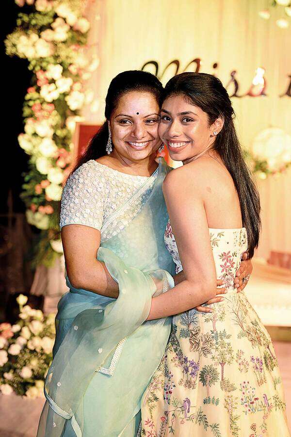 A lavish bridal shower for Kavitha’s niece Vaishnavi | Events Movie ...