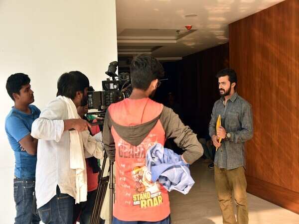 Prantik Banerjee in Subhra Chakraborty’s music video | Bengali Movie ...