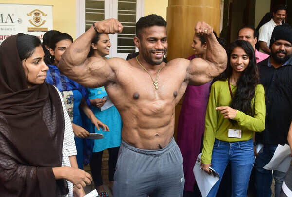 Chitharesh Natesan makes his presence felt at St Teresa's College ...