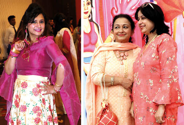 It was all about dancing at this Holi bash in Banaras | Events Movie ...