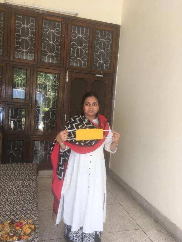 #CoronaCare: UP women make masks in bulk, distribute them for free ...