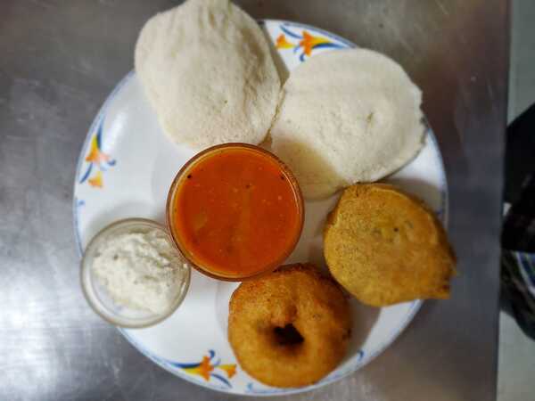 Vishali: Vaishali restaurant reopens with a limited menu for take-outs ...