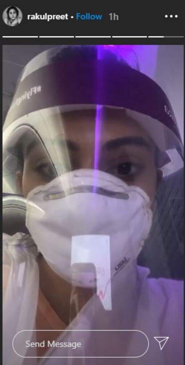 Rakul Preet Singh bumps into her ‘Attack’ director Lakshya Raj Anand at ...