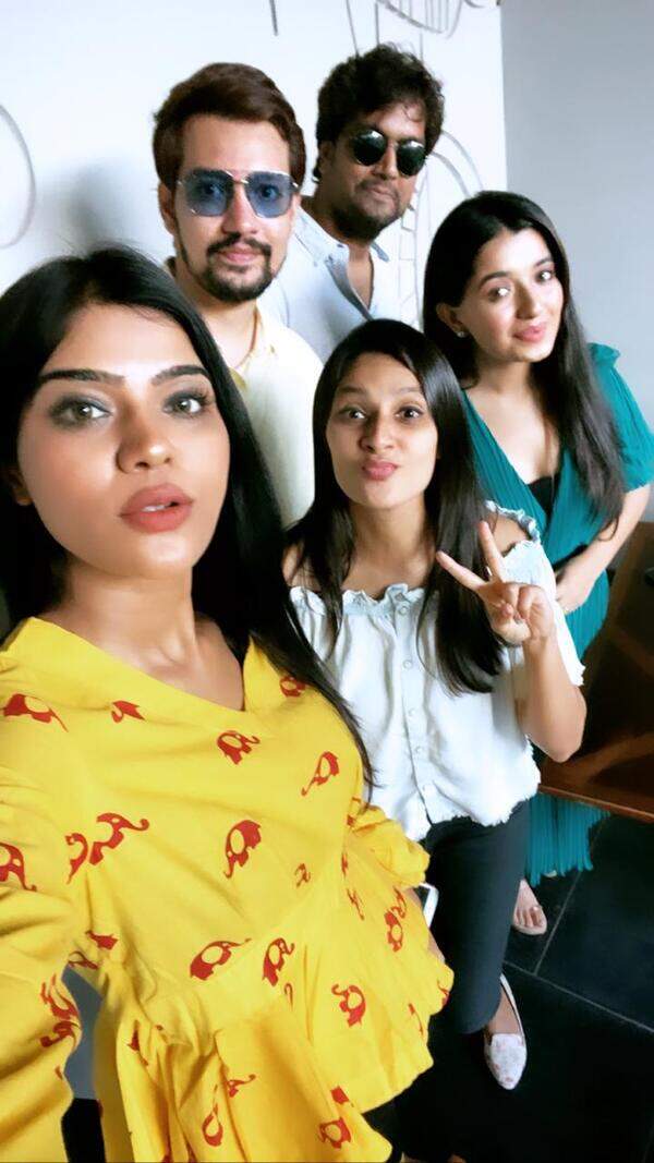 There’s something cooking between Gujarati stars Khushi Shah, Anchal ...
