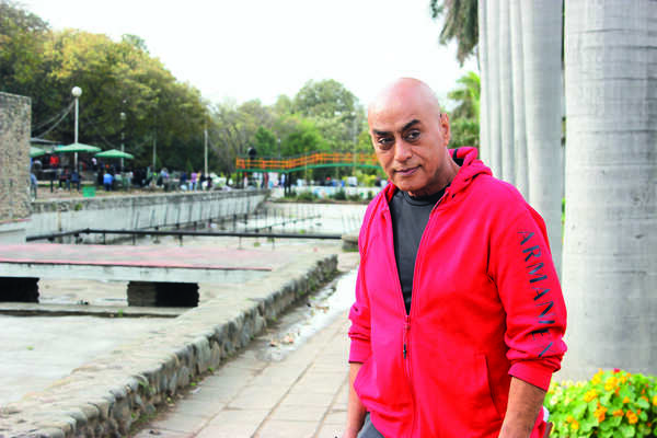 TV actors can't travel in pandemic for Rakhi | - Times of India