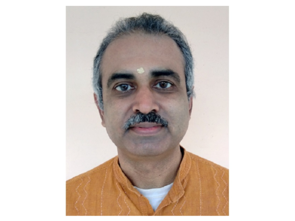 Industry Experts Advise Students To Follow Their Passion And Aptitude ...