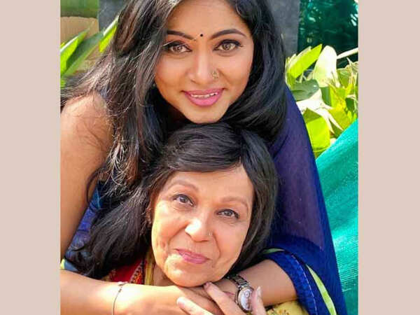 From Rohini Hattangadi to Achyut Potdar work from home; here's how ...