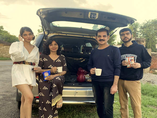 Amid the pandemic, Jaipurites are enjoying picnics on terrace gardens ...