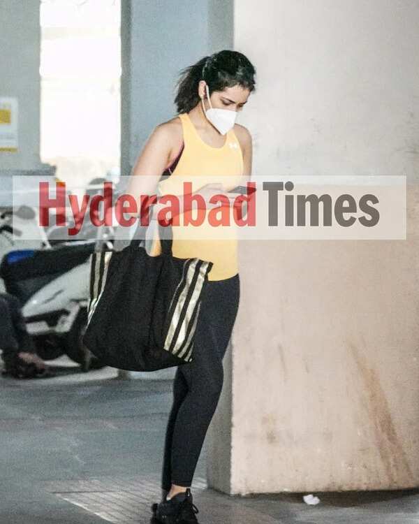 Drab to fab: Raashi Khanna’s gym looks decoded | Telugu Movie News ...