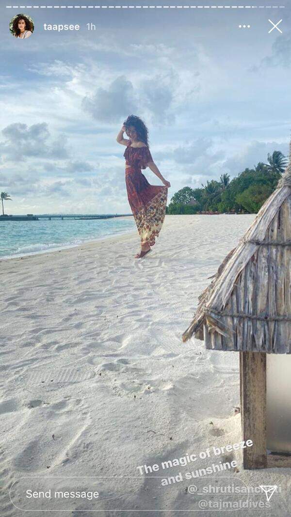 Taapsee Pannu’s Maldives getaway with siblings is giving us major ...