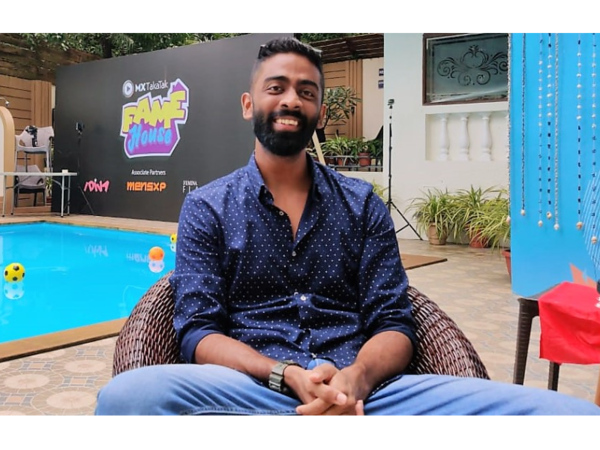 Mirchi gets talking about MX TakaTak Fame House - Times of India