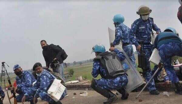 Haryana fails to stop Punjab farmers at state borders in Ambala and ...