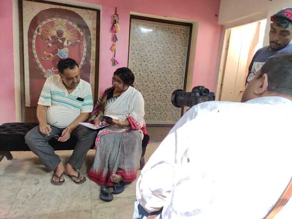 Manasi Sinha shoots with husband in her latest project | Bengali Movie ...