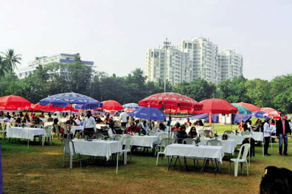 Kolkata: Festive lunches turn into reunions at clubs | Kolkata News ...