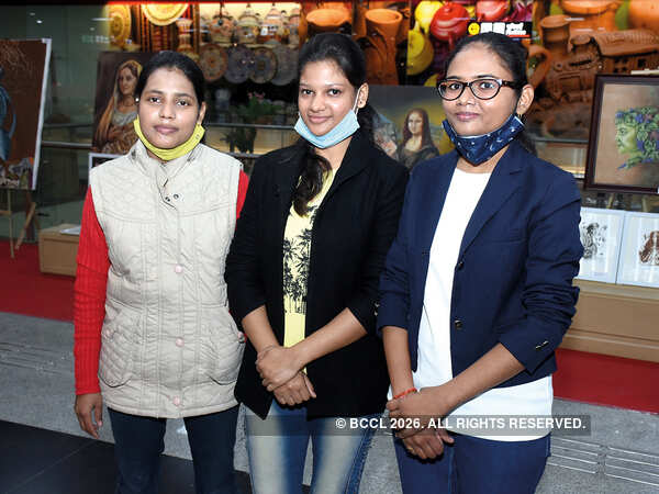 Encouraging art and artistes | Events Movie News - Times of India