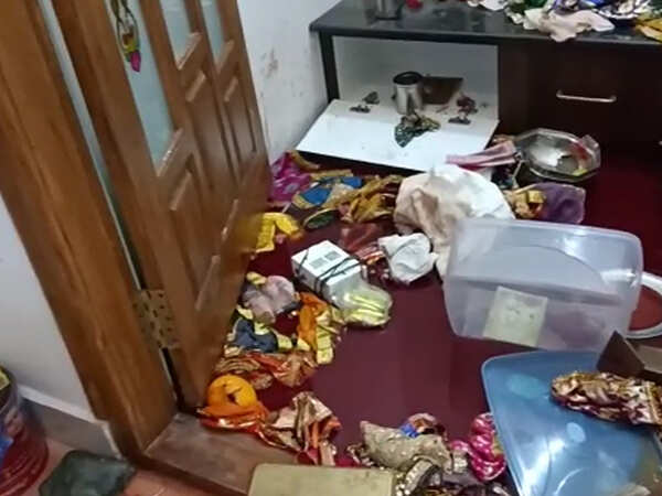 Madanapalle murder news: Couple kills daughters over superstition in ...