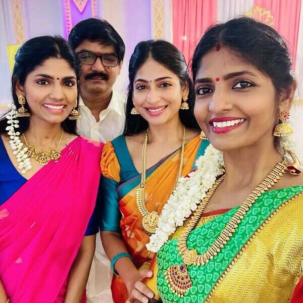 Desingh Periyasamy to wed Agathiyan's daughter Niranjani | Tamil Movie ...