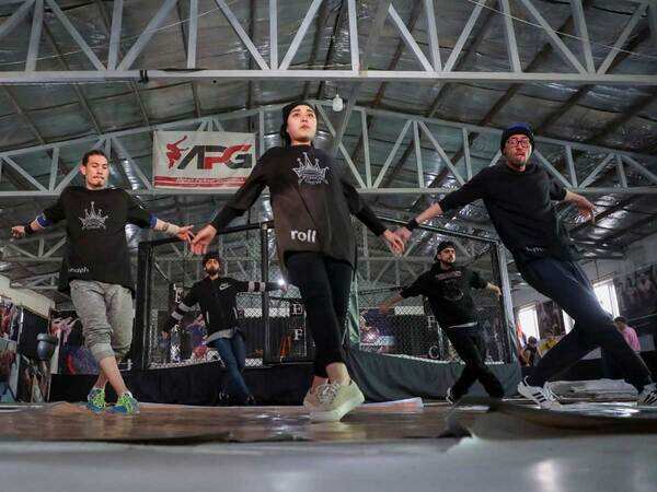 Breakdacing: Afghanistan's first female breakdancer sets sights on ...