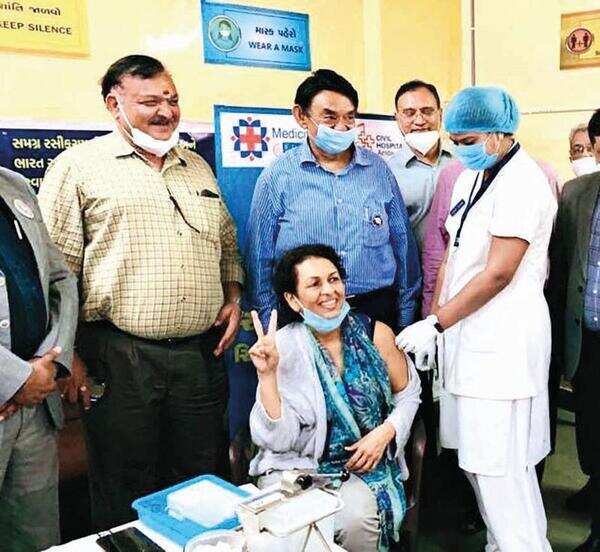 Vaccination at 71% of target, many shy away from 2nd dose | Ahmedabad ...