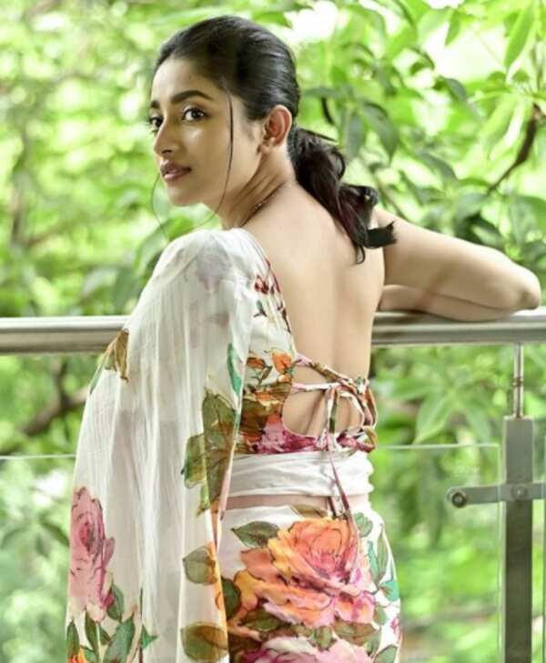 Here’s how Ishaa Saha plans her social media posts | Bengali Movie News ...