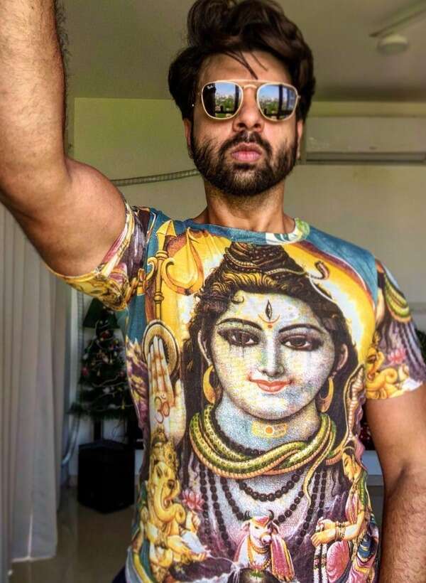 It's a heartfelt experience to visit Babulnath temple in Mumbai on ...