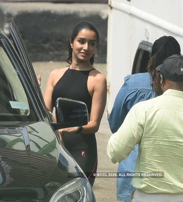 Exclusive photos! Shraddha Kapoor looks stunning as she gets clicked on ...