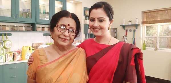 The saas-bahu saga gets a happy twist | Bengali Movie News - Times of India