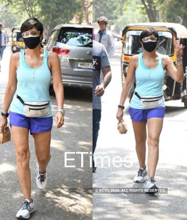 ETimes Paparazzi Diaries: Sara Ali Khan and Ibrahim Ali Khan twin in ...