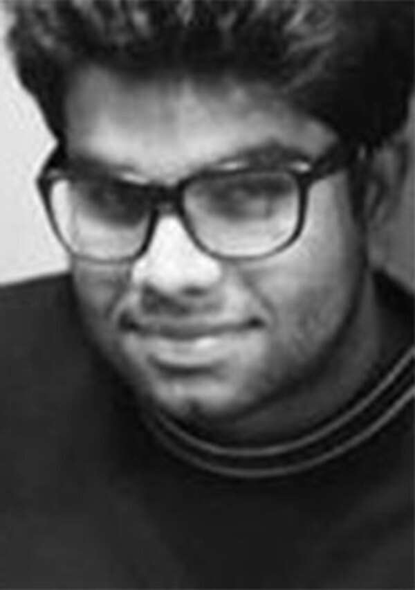 Dilli Dark Movie Review: A clever satire that sometimes trips over its ...