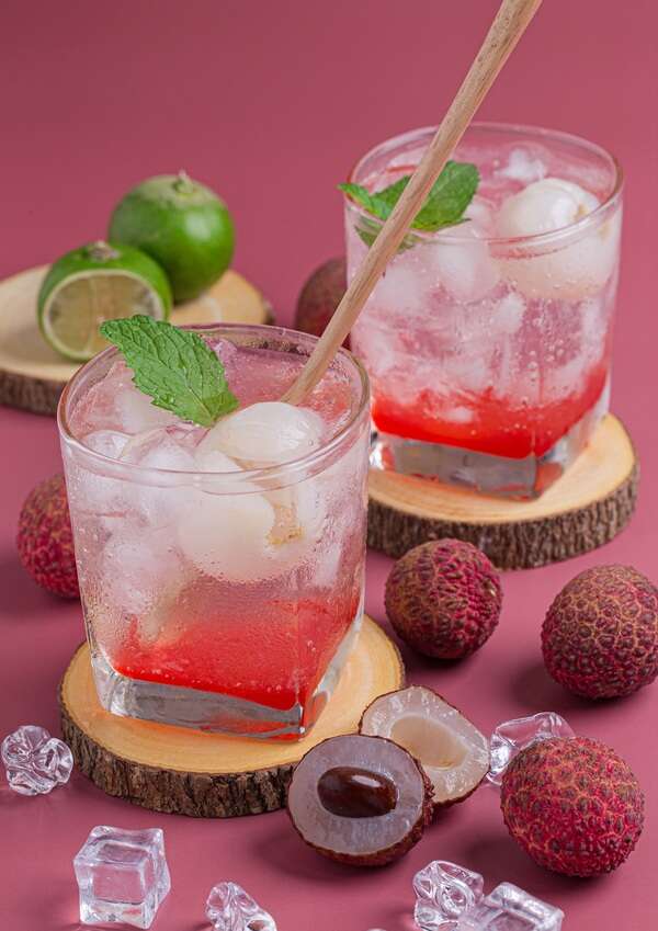 How to give a fun twist to litchis this season - Times of India