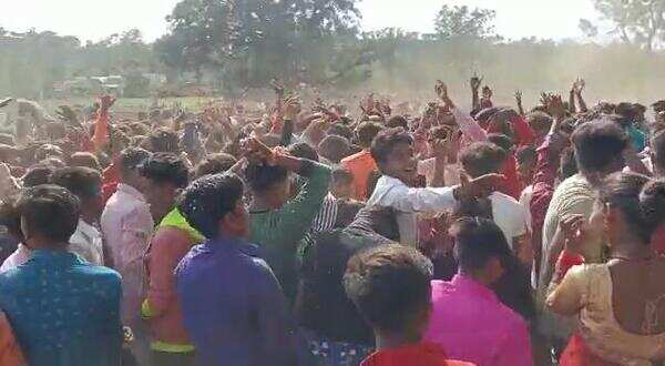 Gujarat: After wedding procession video goes viral, cops swing into ...