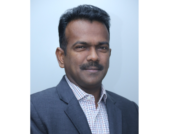 Beacons of Hope Restoring Our Faith In Humanity One Act At A Time ...