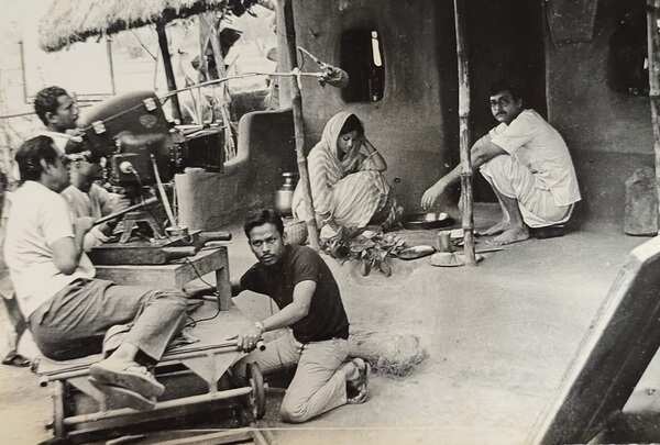 Fin crisis, fading vision leave Satyajit Ray’s ‘focus puller’ in dire ...