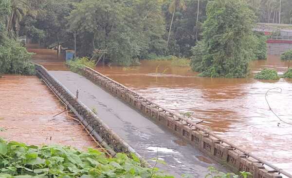 Worst flood in 40 years destroys rural Goa, hundreds evacuated | Goa ...