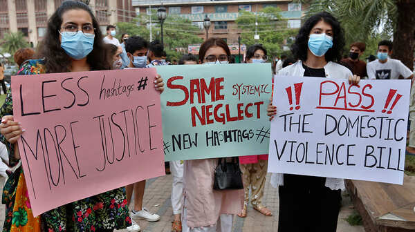 Rights groups warn assaults on women on the rise in Pakistan - Times of ...