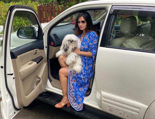 One thing the pandemic has taught me is that family matters: Riya Sen ...