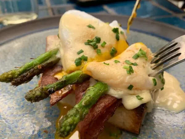 Pound ruti goes posh: Kolkata’s signature 'quarter bread' continues to ...