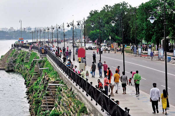 #SundayFunday: Rejoice! Sunday evenings are now traffic-free on Tank ...