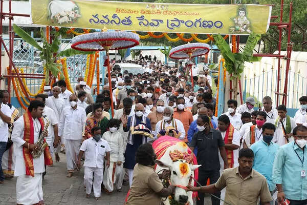 Tirupati: TTD chairman launches Navaneetha Seva on Gokulashtami eve at ...