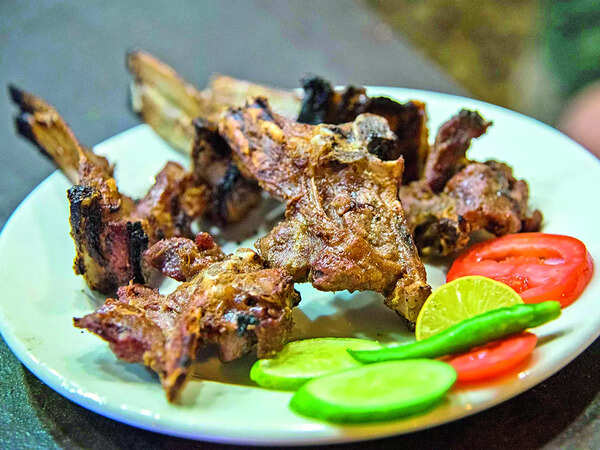 Chopaan Kebab, Uzbaki Kabuli Pulao & Naan: Afghani flavours on Dilli’s ...